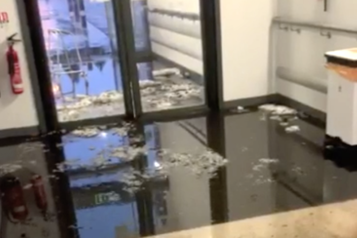 Teamwork to clear Manor Hospital flood - Walsall Healthcare NHS Trust