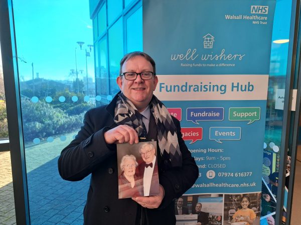 Devoted late couple donate £500 to charity - Walsall Healthcare NHS Trust