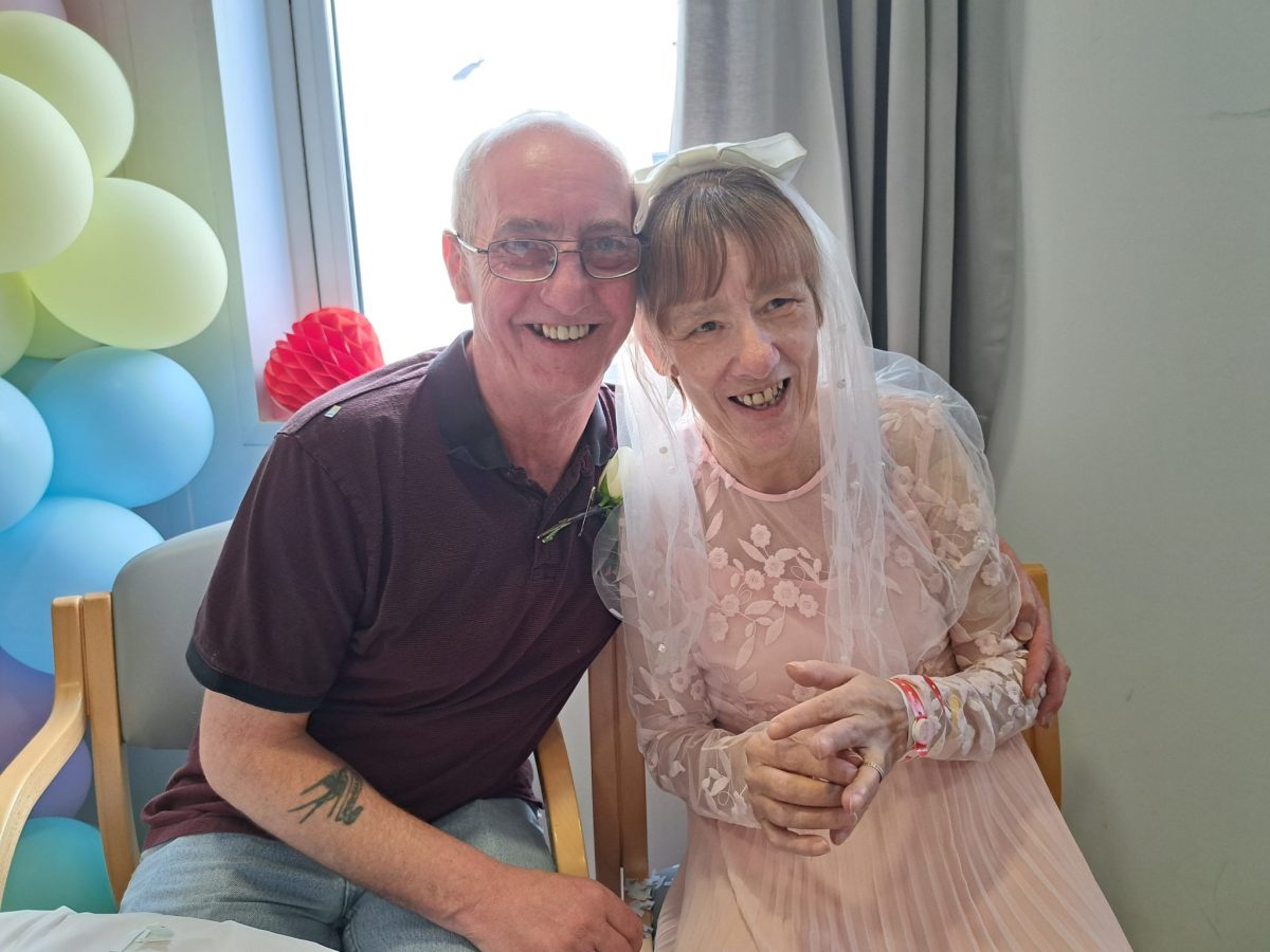 A day to remember for Maureen and Steve - Walsall Healthcare NHS Trust